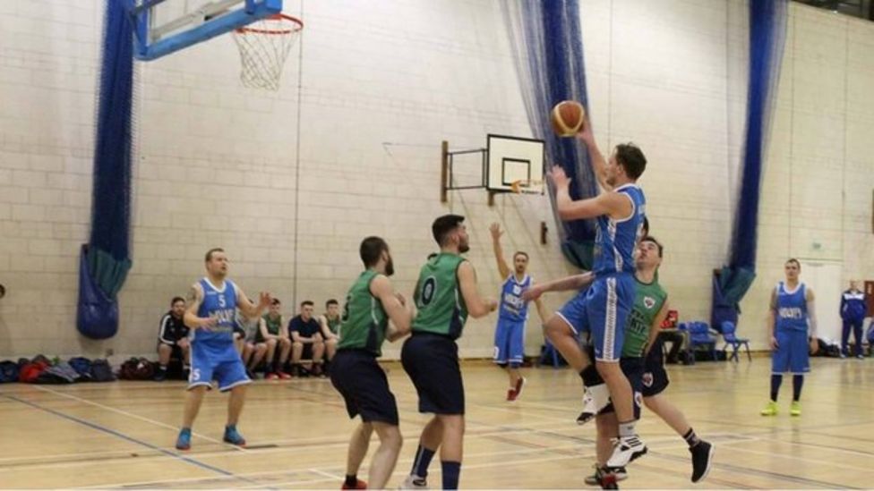 Basketball event brings communities together in West Midlands - BBC News