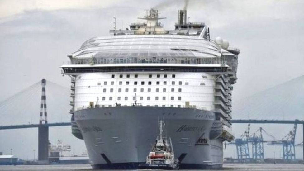 Harmony of the Seas: World's largest cruise ship in Southampton - BBC News