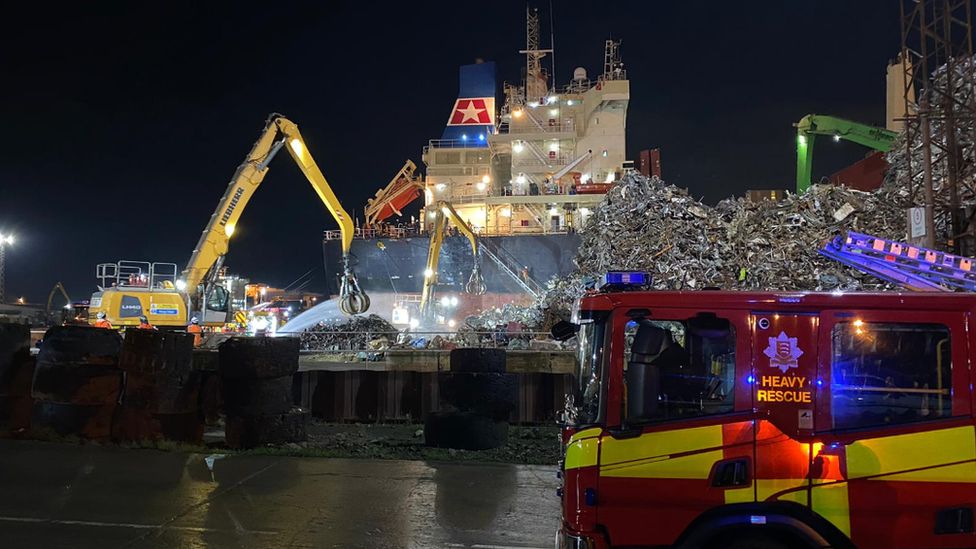 Tilbury docks ship fire started by scrap metal - BBC News