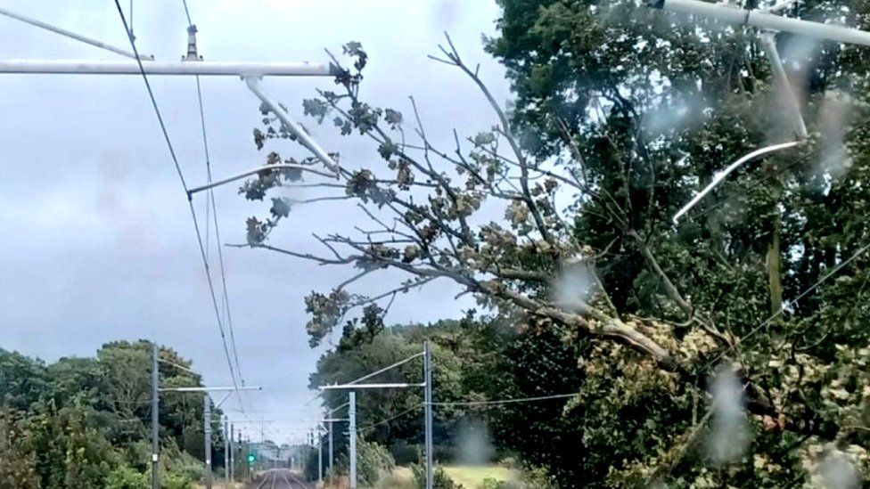 Preston and Blackpool trains cancelled due to power lines damage - BBC News