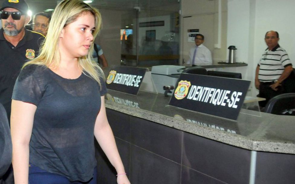 The party-loving mayor who went on the run - BBC News