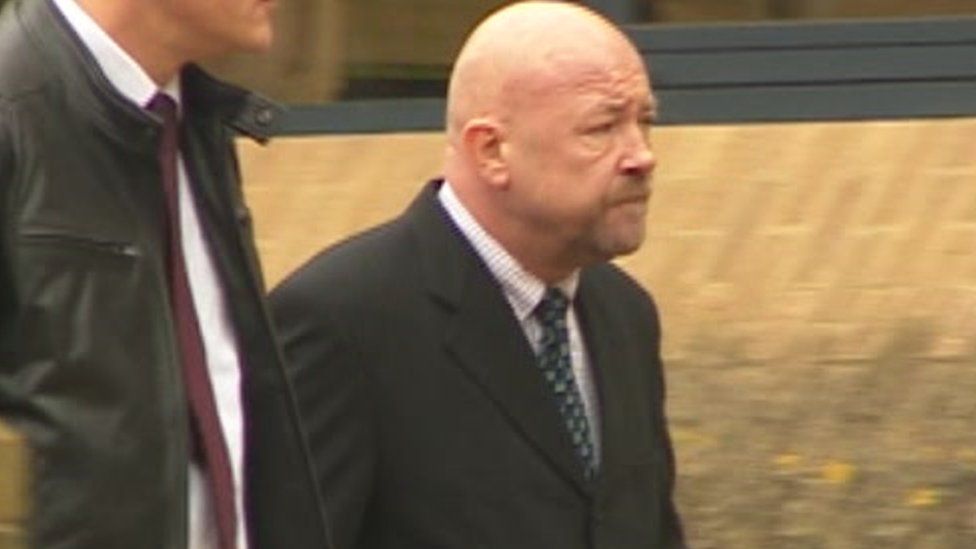 Facebook driver jailed over fatal crash in Southampton - BBC News