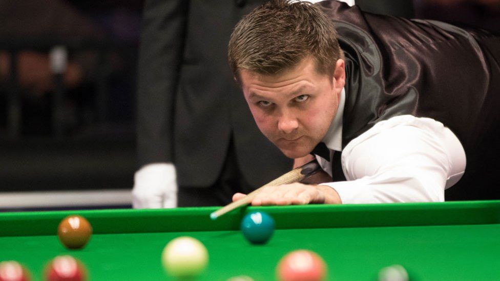 Russell Slade: Manager should stay at Cardiff - Stuart O'Keefe - BBC Sport