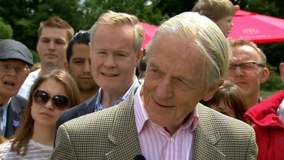 Centuries-old musical penknife valued at £80,000 - BBC News