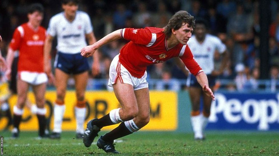 Rugby World Cup Rewind: Betting, beers and Bryan Robson - Wales' first ...