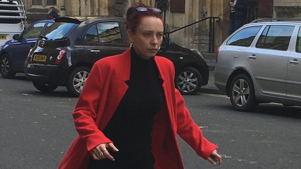 Bristol flat explosion: Man 'was making beans on toast' - BBC News