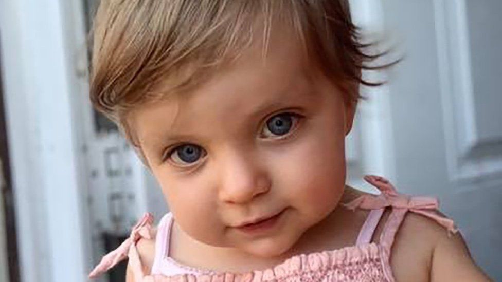 Star Hobson: Great-grandmother thanks supporters at vigil - BBC News