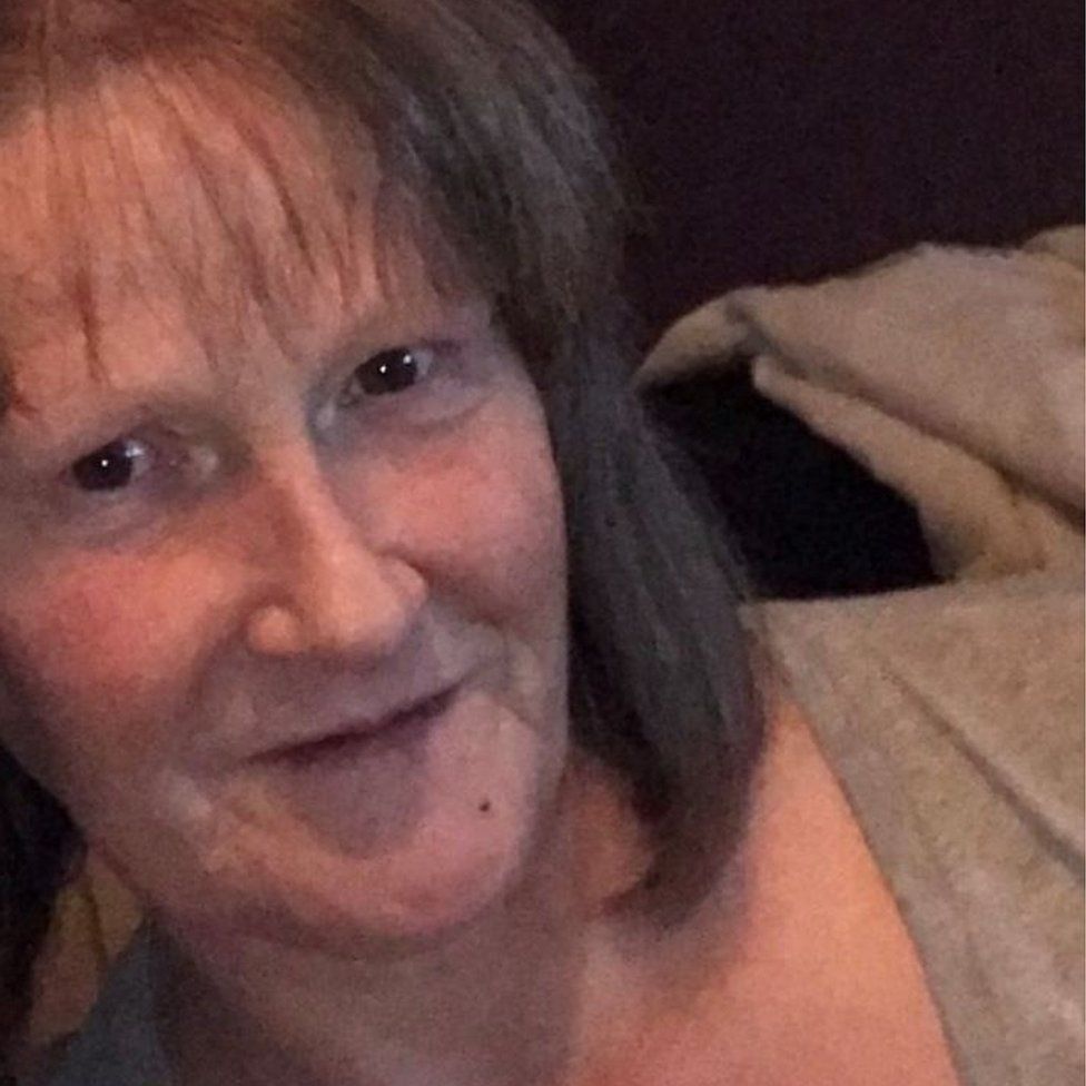 Murder victim was 'violently attacked' in Aberdeen home - BBC News