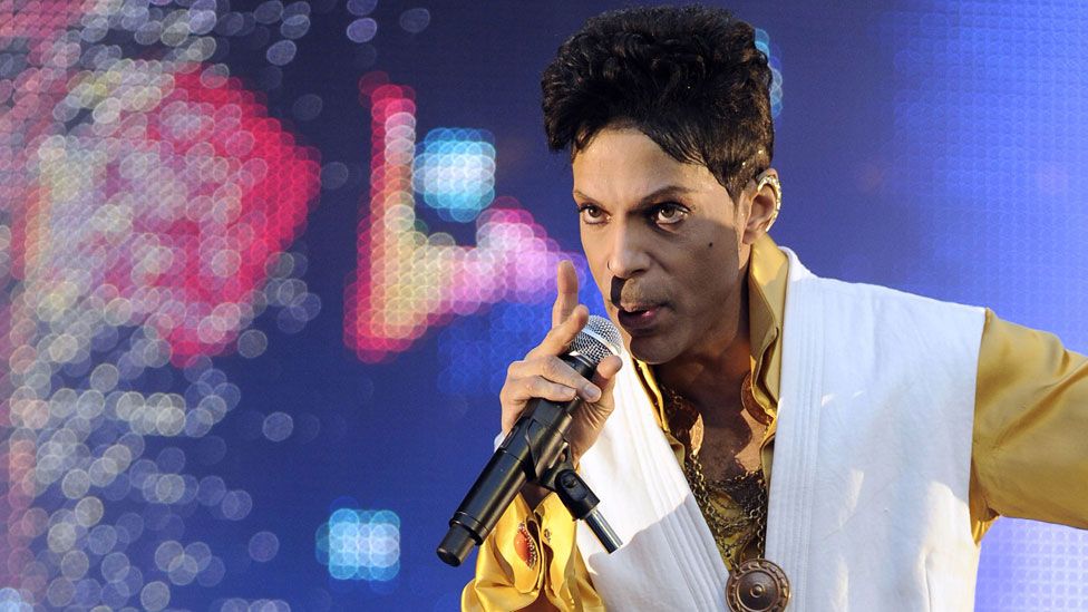 Prince confirms he is writing memoir - BBC News