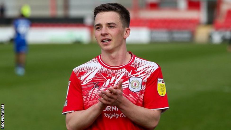 Tom Lowery: Portsmouth sign ex-Crewe Alexandra midfielder - BBC Sport