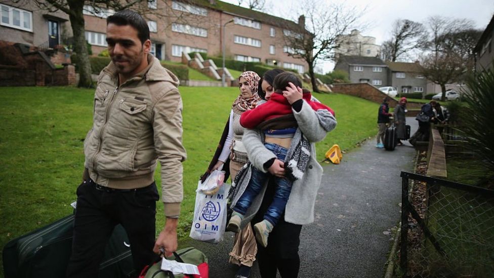 Fresh call for Isle of Man to accept refugees - BBC News