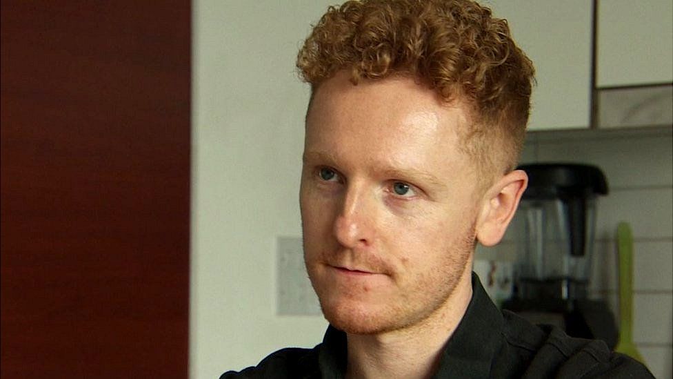 Manchester residents to sue over tower block cladding - BBC News