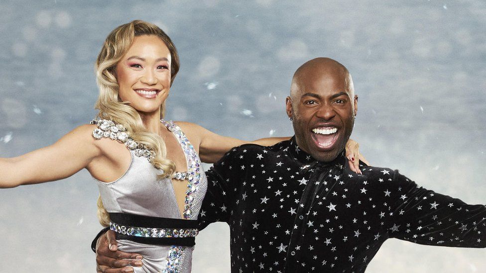 Dancing on Ice 2023: Who left this week? - BBC Newsround