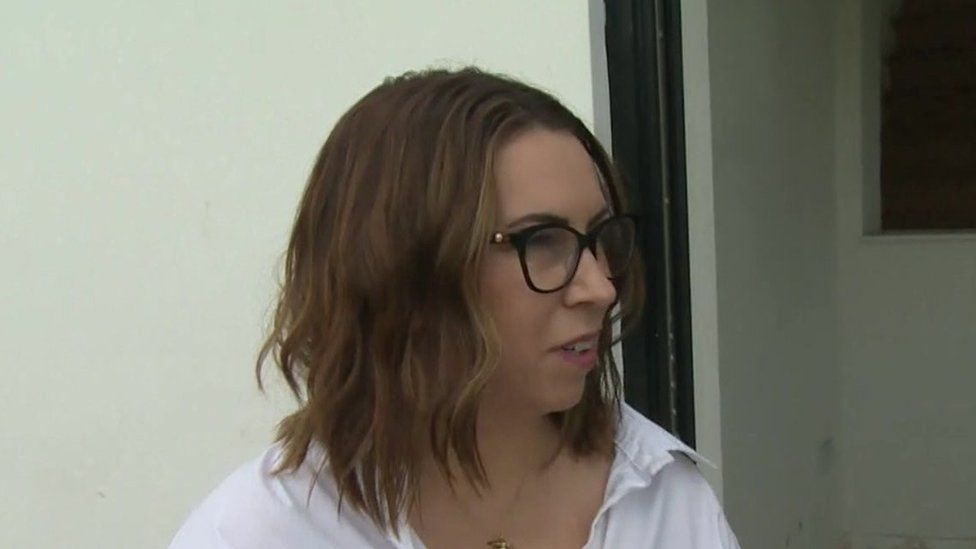 Storm Christoph: Weaverham flood-hit residents angry - BBC News