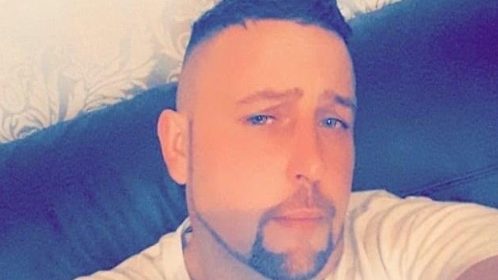 Stephen Burkinshaw: Murder accused in court over Wakefield stabbing ...