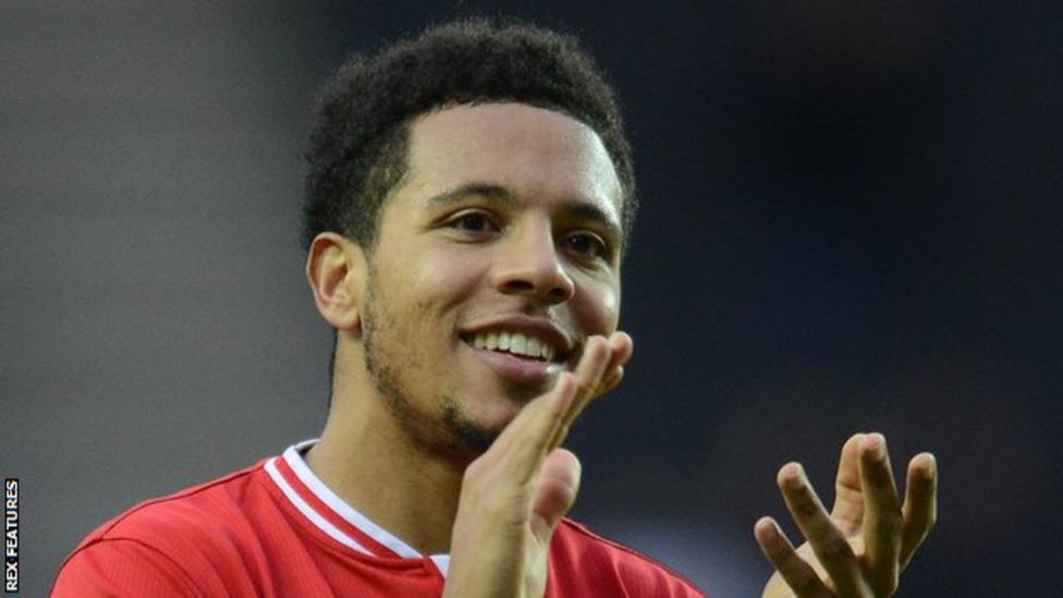 Korey Smith: Bristol City midfielder extends Ashton Gate stay with ...