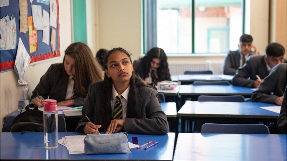 Coronavirus: Rota system for secondary schools and leaked Sage report ...