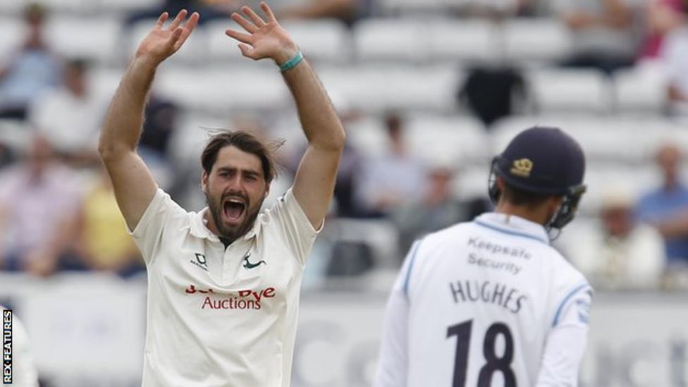 Derbyshire v Nottinghamshire: Chris Read sets record as Division Two ...