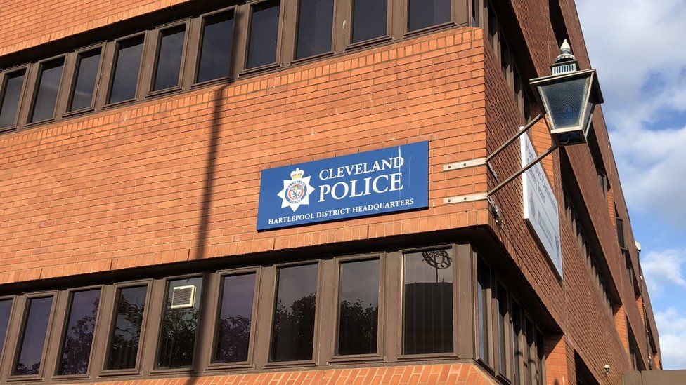 Cleveland residents asked how scandal-hit force should police - BBC News