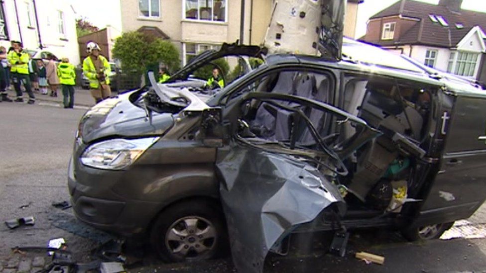 Gas blast driver had 'unbelievably lucky escape' - BBC News
