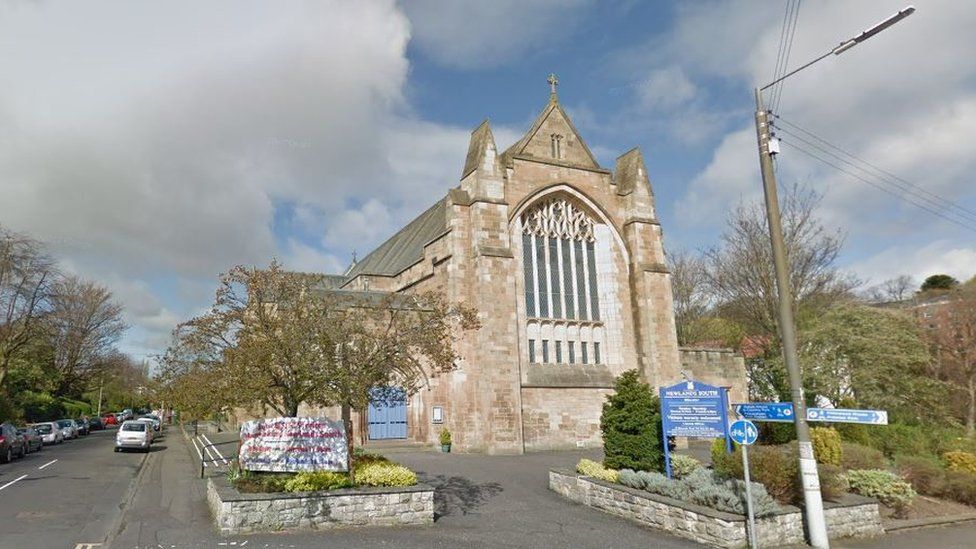 Hidden church treasures reveal forgotten Glasgow war heroine - BBC News
