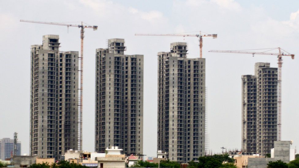 Labour launches plan for major infrastructure panel - BBC News