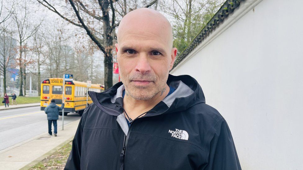 Oregon recriminalises drug possession after overdoses rocket - BBC News