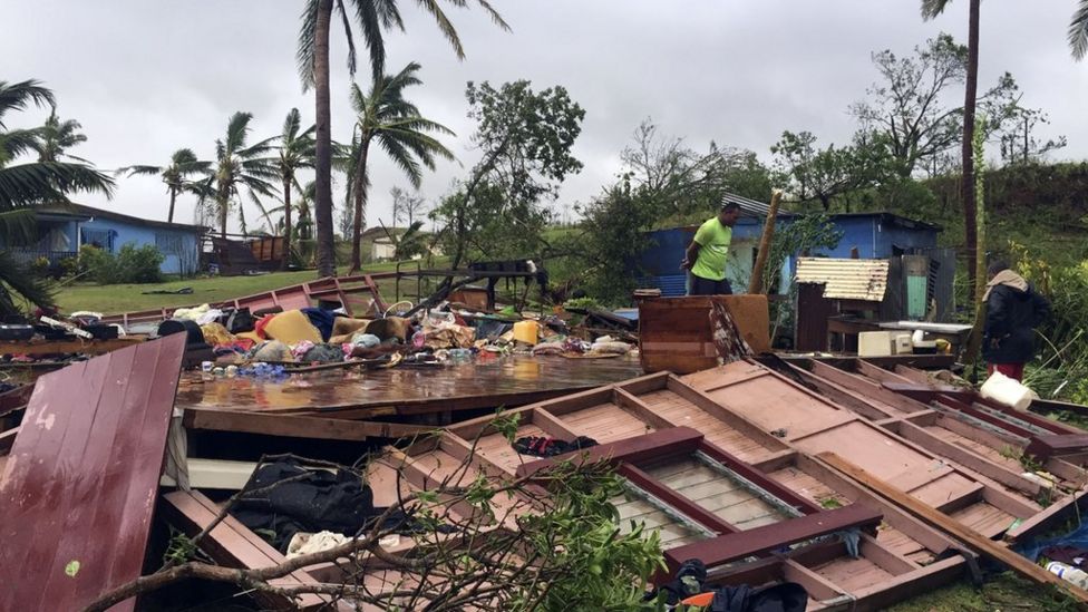 Fiji hit by its strongest ever cyclone - BBC Newsround