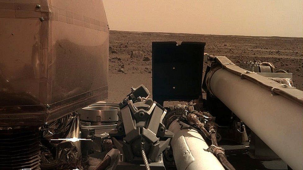 Nasas Insight Mission Mars Mole Put On Planets Surface Bbc News