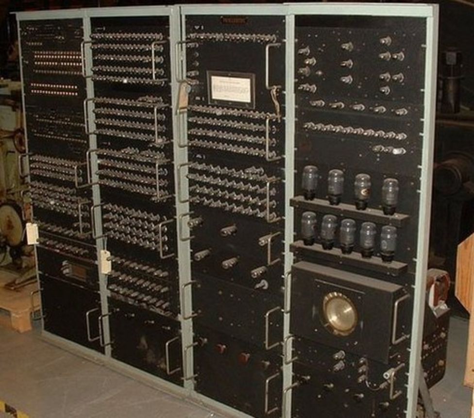 From punch cards to smartphones - BBC News