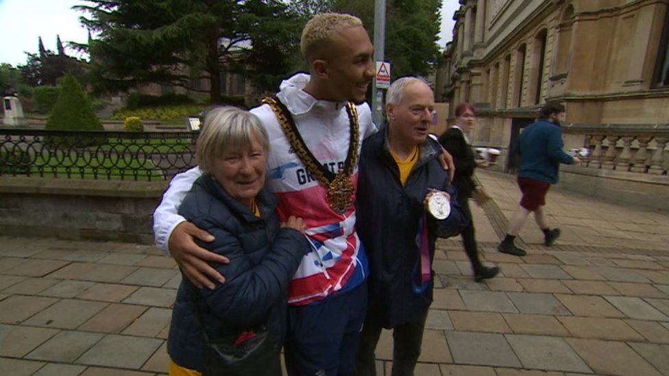 Olympic boxer Ben Whittaker becomes Wolverhampton's mayor for a day ...
