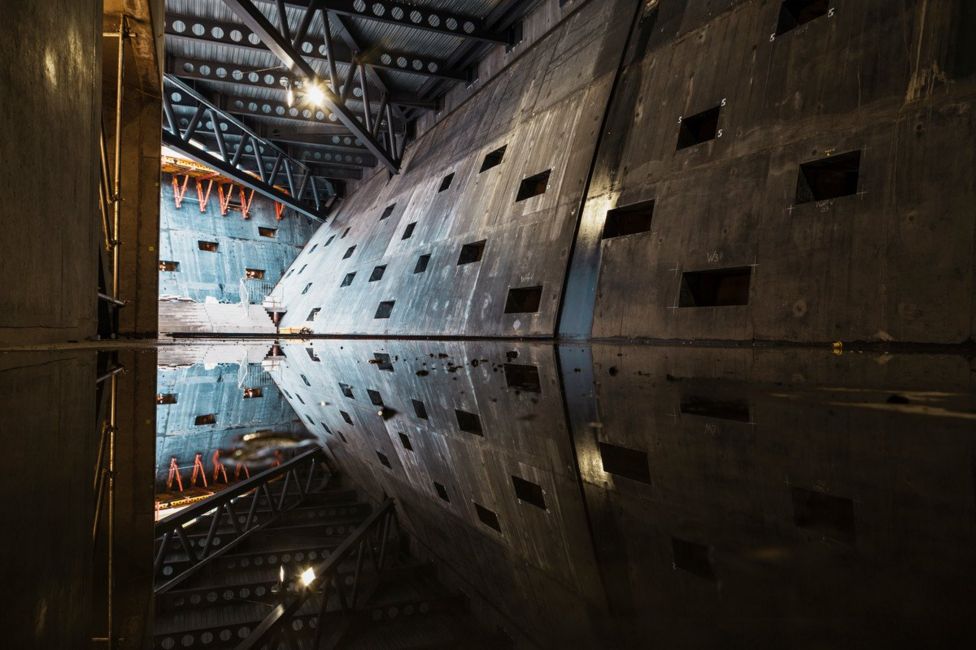 In pictures: How V&A Dundee took shape - BBC News