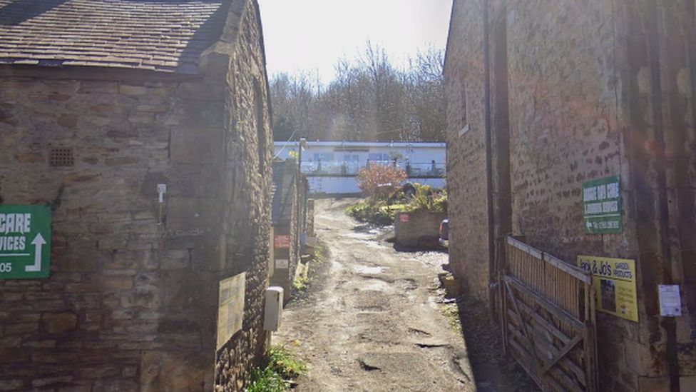 Ryton café built without permission could be demolished - BBC News