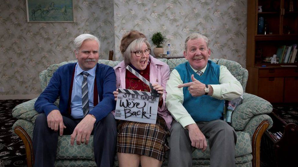 Still Game gets new titles and theme tune - BBC News