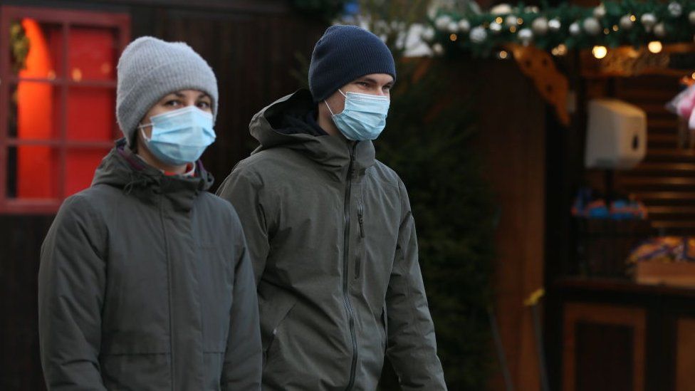 Covid in Scotland: What is guidance and what is the law? - BBC News