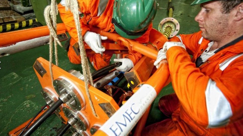 Deal signed over marine energy test site in China - BBC News