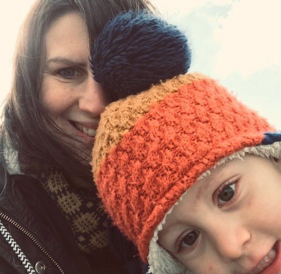 Diolch yn fawr am wneud y pethau bychain! - BBC Cymru Fyw