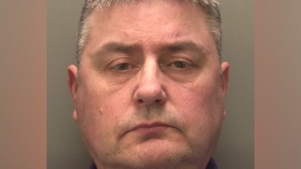 Man jailed for 12 years for Lincoln child sex offences - BBC News