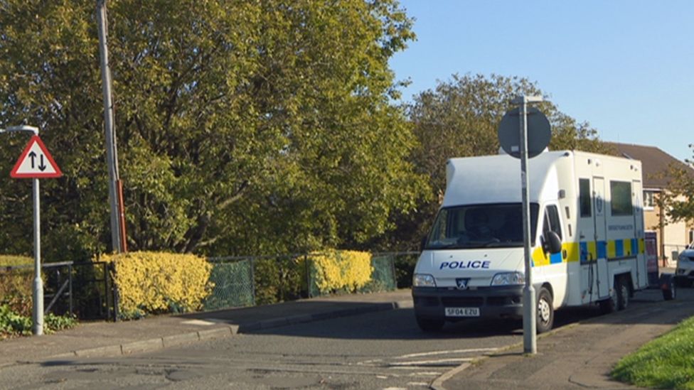 Man stabbed to death in front of his children in Greenock flat - BBC News