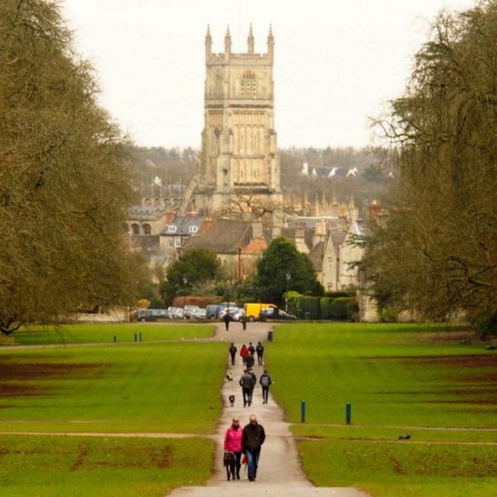 Why is Cirencester up in arms over new park charges? - BBC News