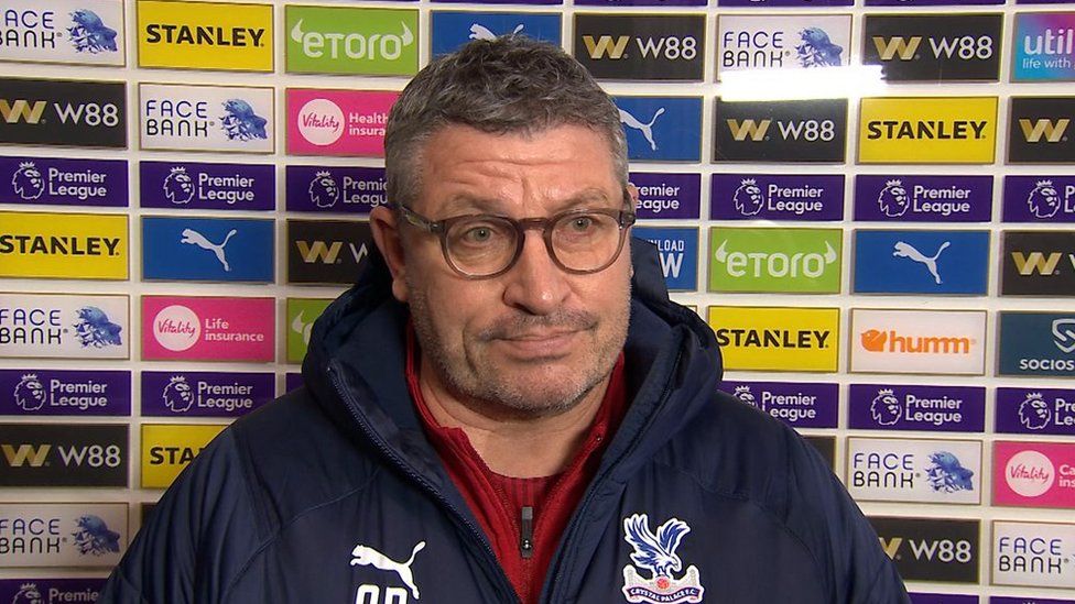 Osian Roberts i reoli Como 1907 yn yr Eidal dros dro - BBC Cymru Fyw