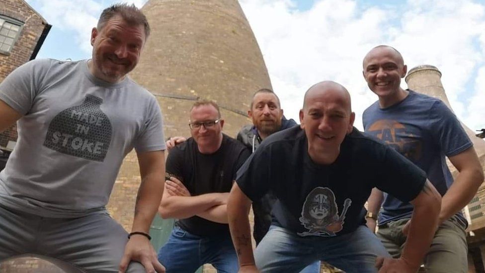 Tributes paid to Staffordshire firefighter and musician - BBC News