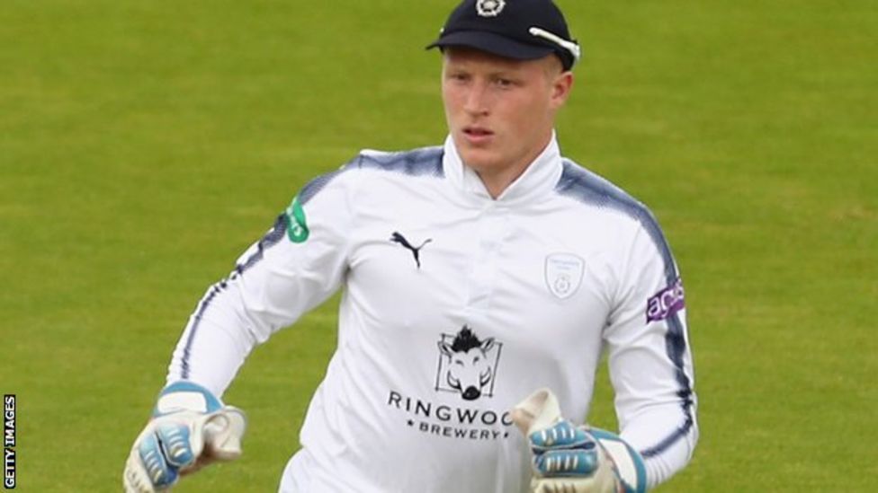 Tom Alsop: Hampshire batsman keen to keep working on his wicketkeeping ...