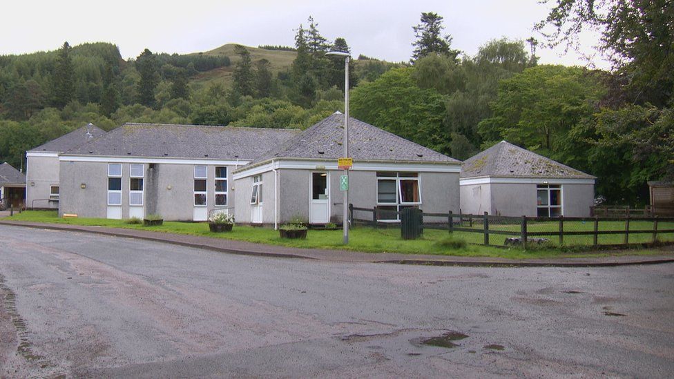 Strontian: The community that built its own school - BBC News