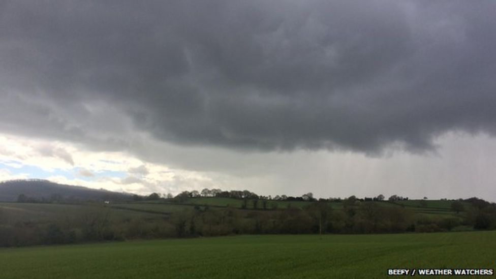 Gallery: April showers - BBC Weather