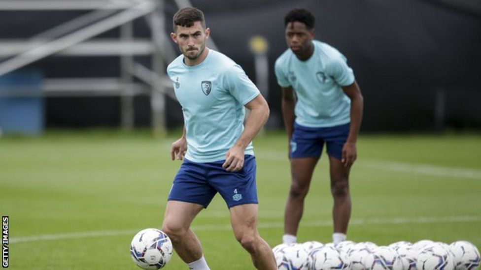 Lewis Cook: Bournemouth midfielder signs new three-year contract - BBC ...