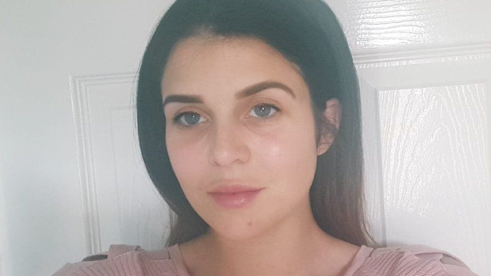 Money, mental health and no headache: Why under 25s aren't drinking ...