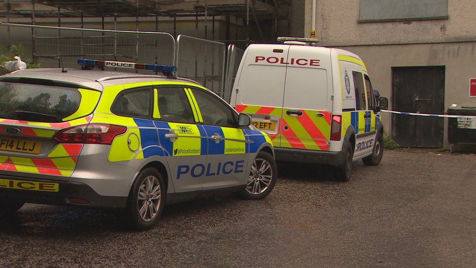 Police name Edinburgh murder victim as Moira Gilbertson - BBC News