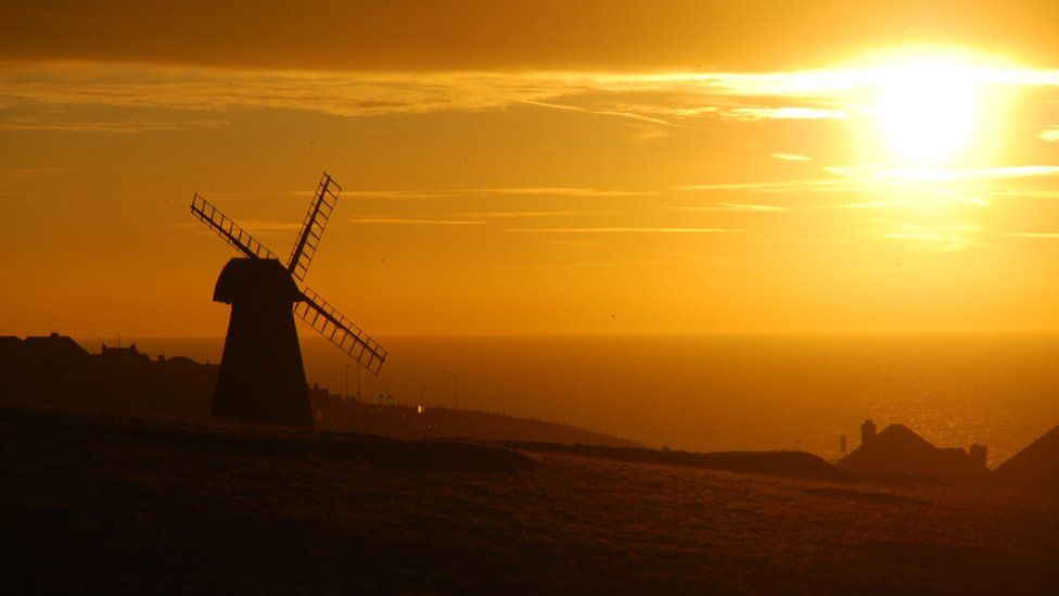England's Big Picture: 18 - 24 January 2016 - BBC News