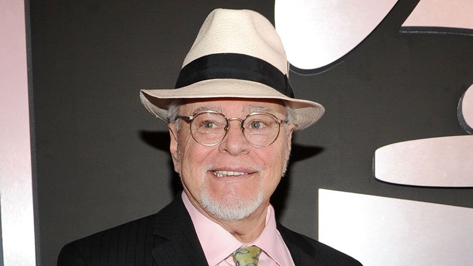 Wayne Jackson, Memphis Horns trumpeter, dies aged 74 - BBC News